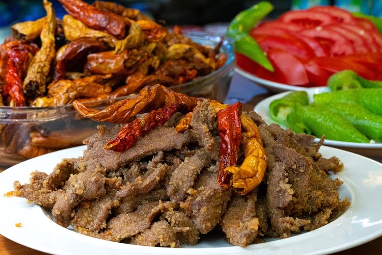 埃迪尔内炸肝 - Edirne Tava Ciğeri - 土耳其